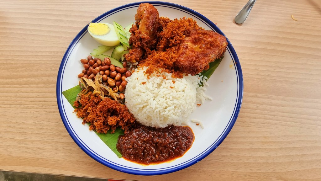 Nasi Lemak Shop at Bandar Utama, PJ - Delicious local favorites (Pork ...