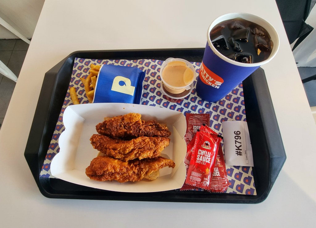 Pretty's Hot Chicken at Uptown, Damansara Utama, PJ - Yummy chicken ...